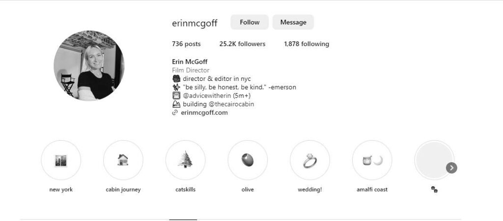 Top 30 Female Instagram Influencers To Follow - Helplama.com